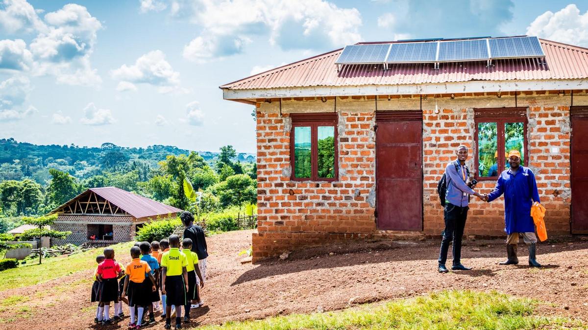 7 Ways Access to Solar Energy is Helping Achieve The No.1 SDG Goal to ...
